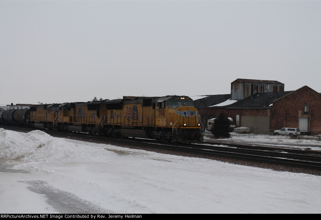 UP 3941 & others (2)